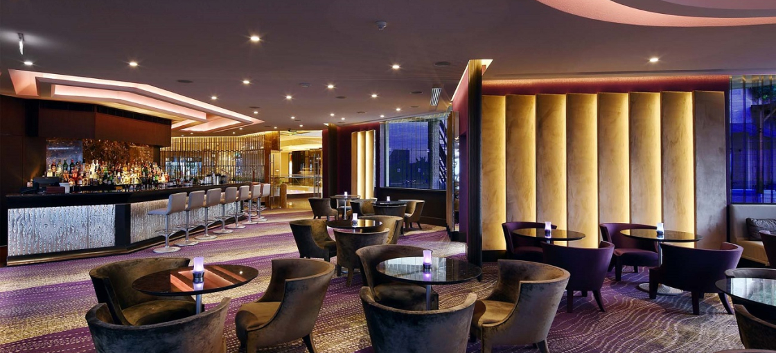 VISTA BAR & TERRACE | Attica Luxury