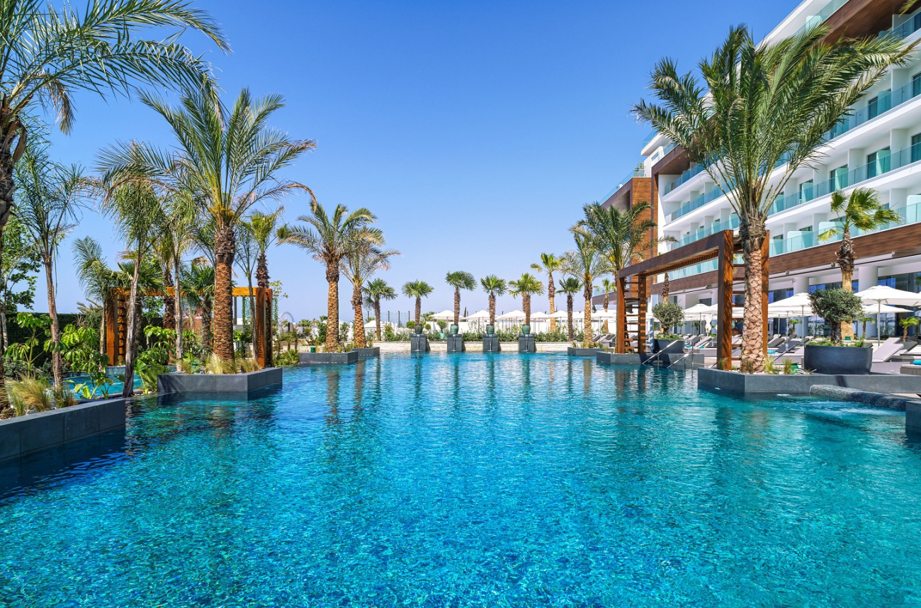 SWIMMING POOLS | Attica Luxury - Luxury holidays in Cyprus